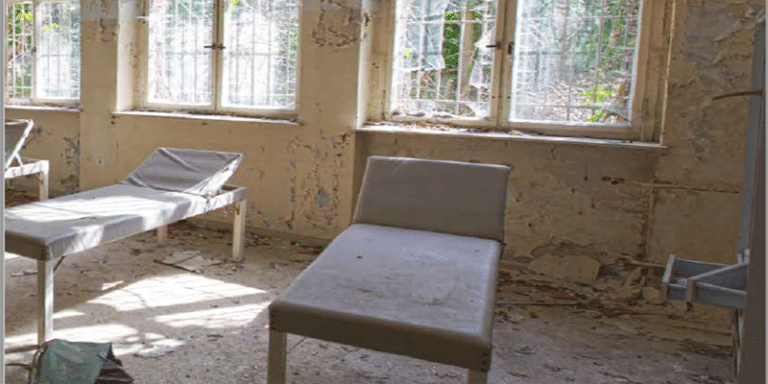 Lost Place IRRE - Geocaching Magazin - von Cachern für Cacher